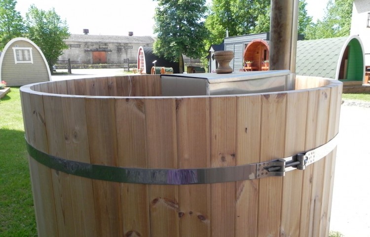 1.9 M WOODEN HOT TUB - AL STANDARD KIT | VIKING INDUSTRIER